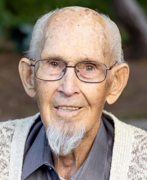 Roy John (RJ) Slater | News, Sports, Jobs - Daily Herald